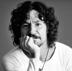 Alejandro Ramos en el local social Ajey Rock | Canarias Cultura